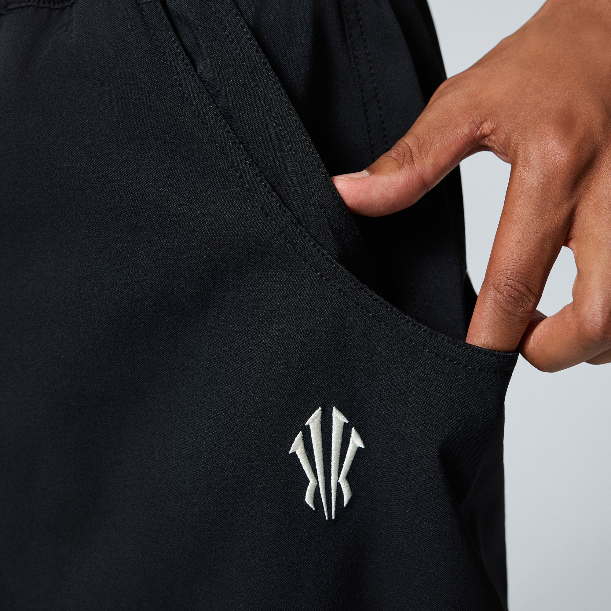 ANTA KAI Woven Half Pants | ANTA x Kyrie Irving | ANTA US