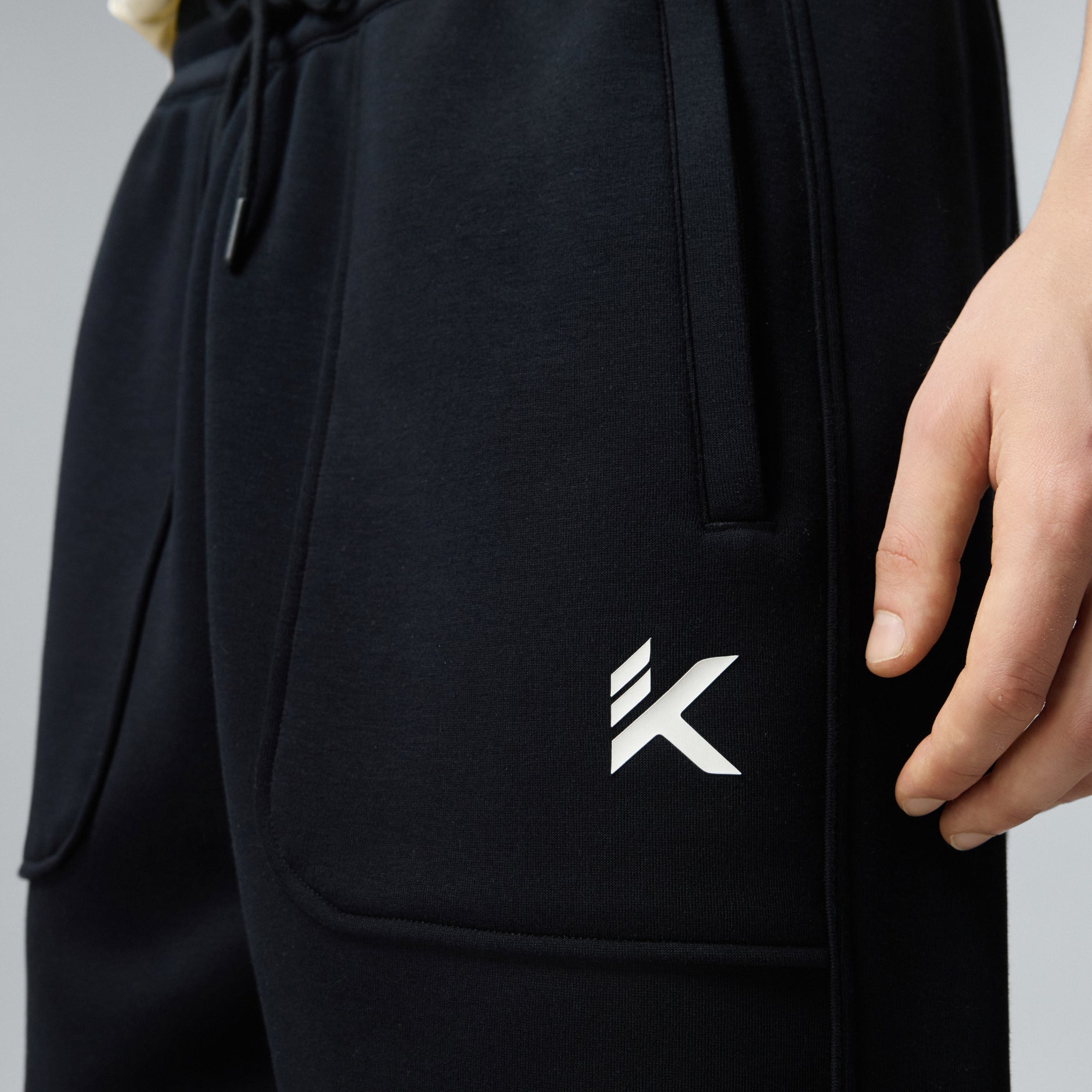 ANTA KT Knit Track Pants | Klay Thompson Clothing | ANTA US